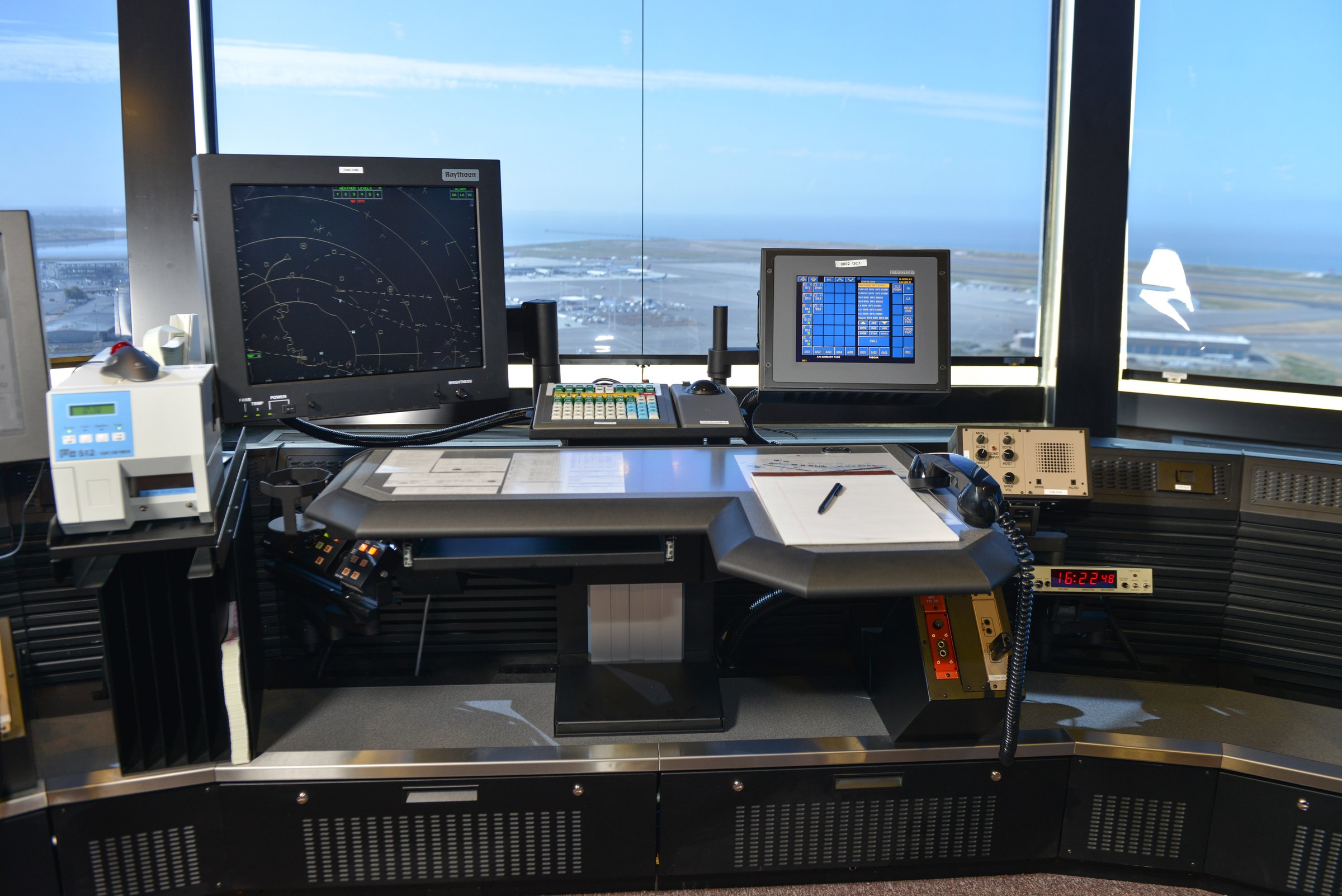 Air Traffic Control Room - Console Solutions for Aircraft Management