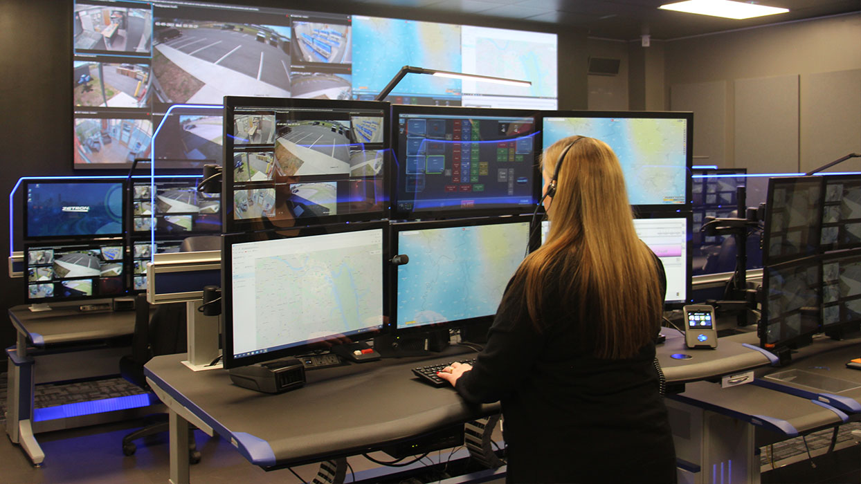 911 Dispatch Center Design - Reliable Communication & Control